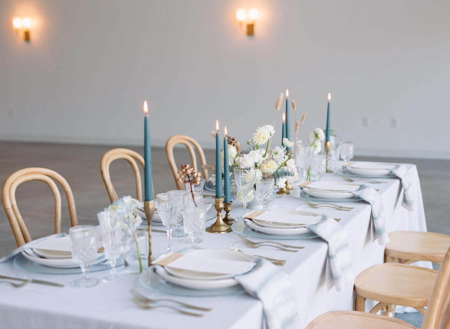 An Icicle-Inspired Winter Campaign Shoot with BBJ & La Tavola Linen