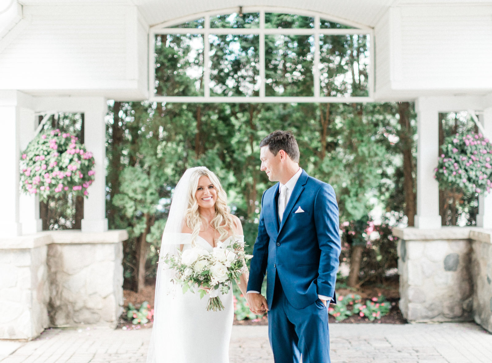 Michelle & Aaron's Classic and Romantic Summer Wedding