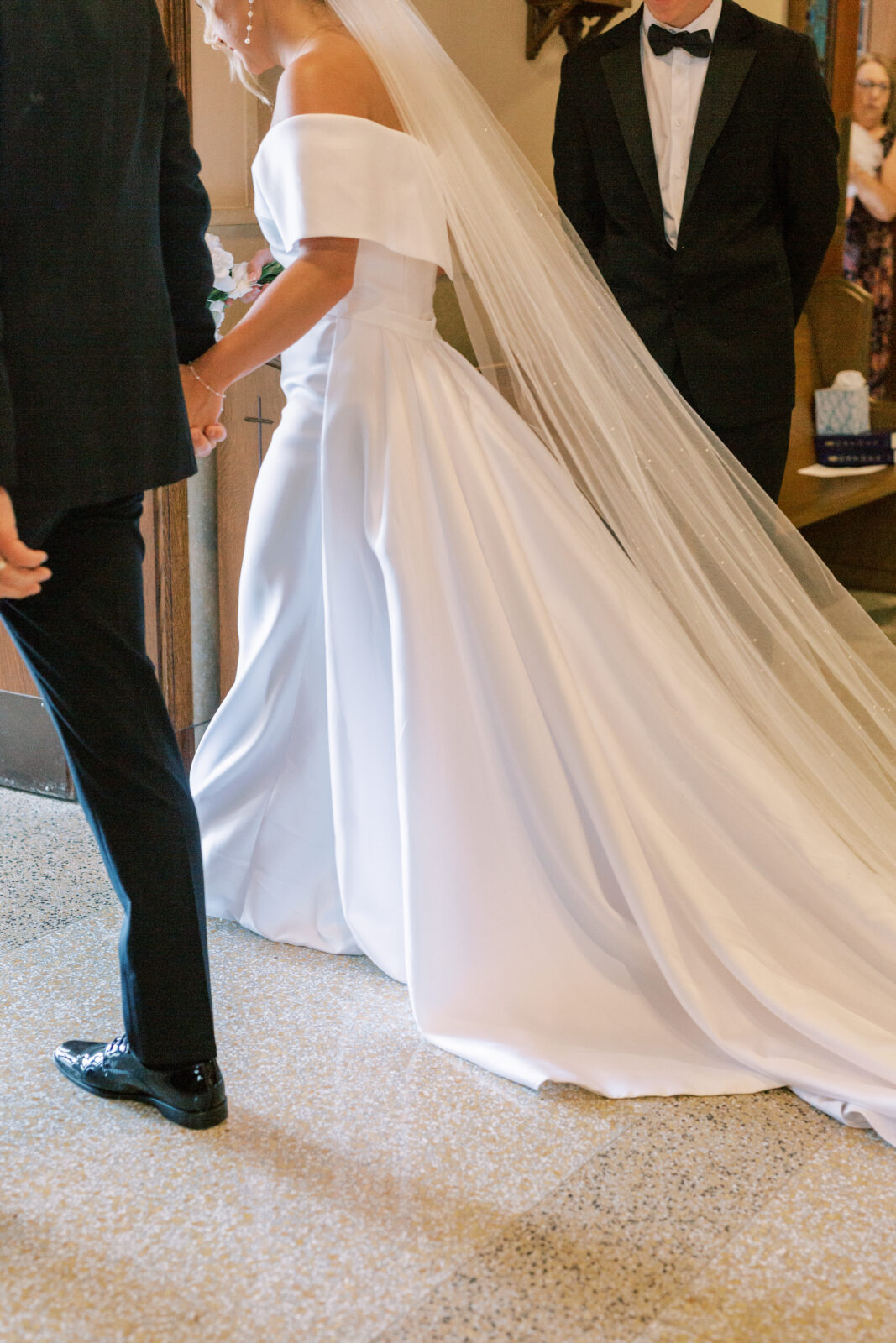 A Timeless Tented Affair in Wisconsin's Countryside - elevate-events.com