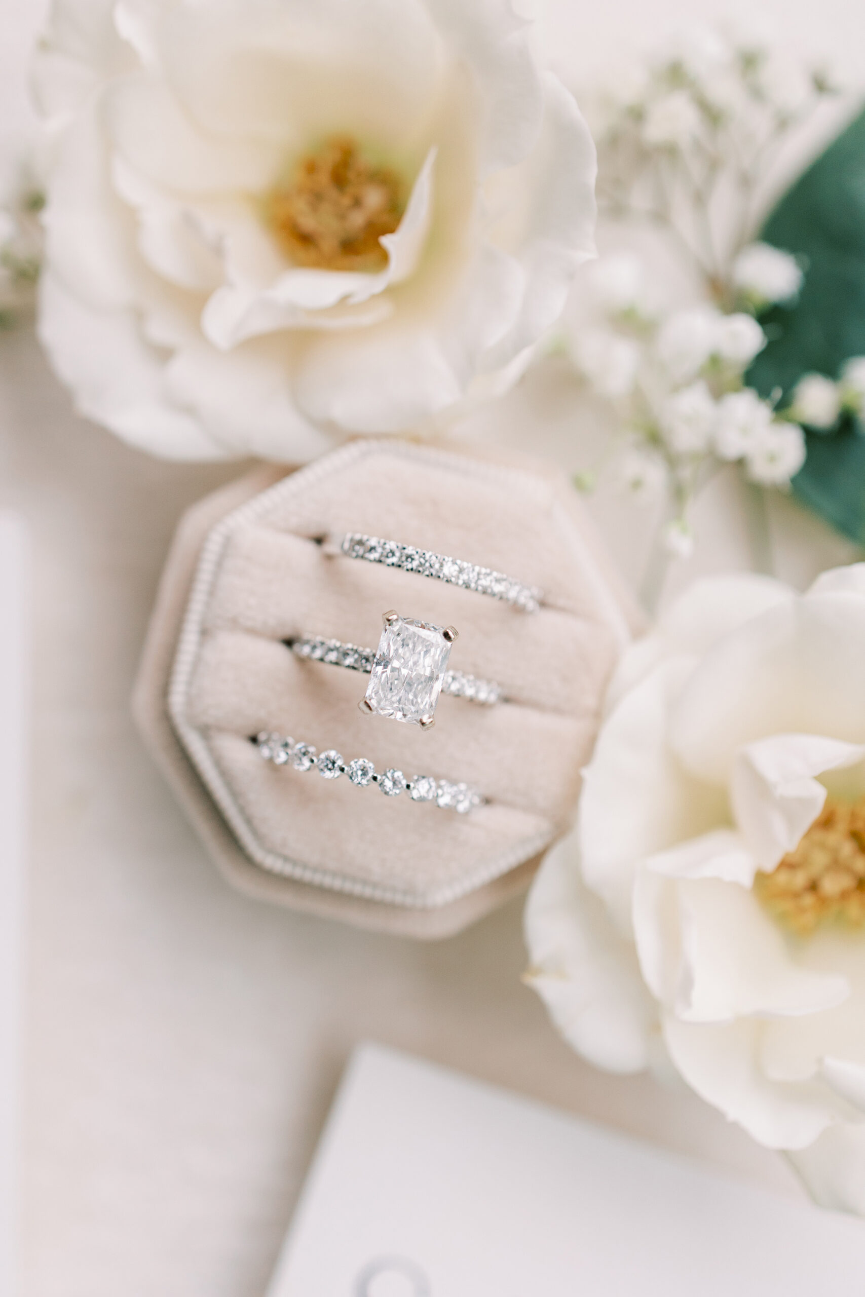 A Timeless Tented Affair in Wisconsin's Countryside - elevate-events.com